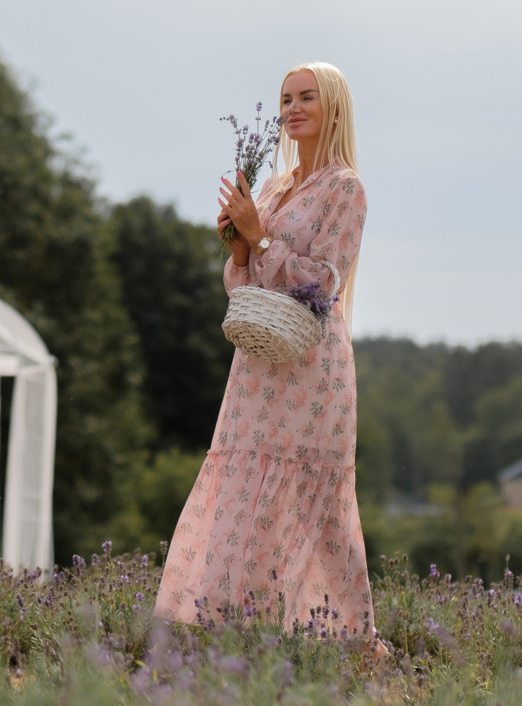 Spožo stikliņu impērija – Svarovski dzimtas veiksmes stāsts — Santa